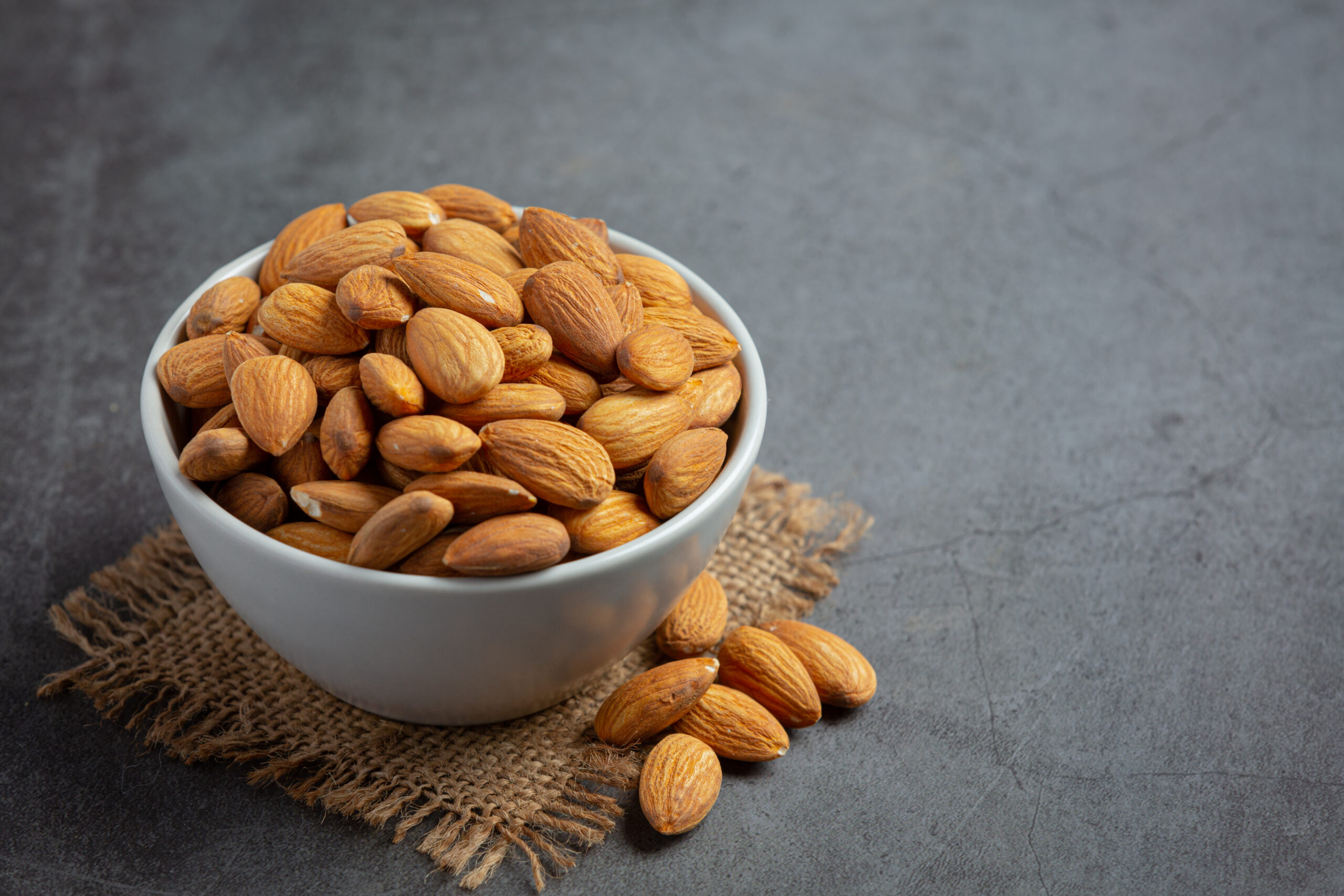 ¿Son realmente saludables las almendras? Lo que debes saber - Previser